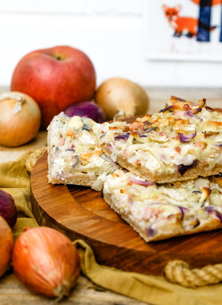 Herbstlicher Hochgenuss: Zwiebelkuchen mit Apfel & Camembert