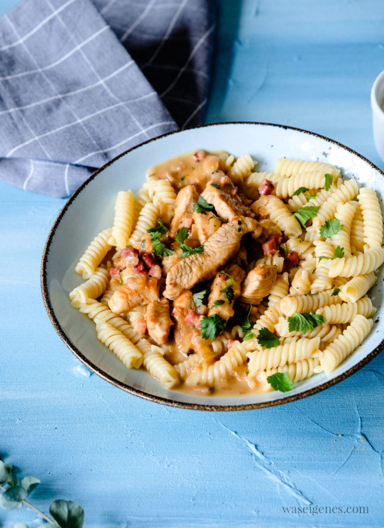 Putengeschnetzeltes mit Nudeln - schnell, einfach, lecker!