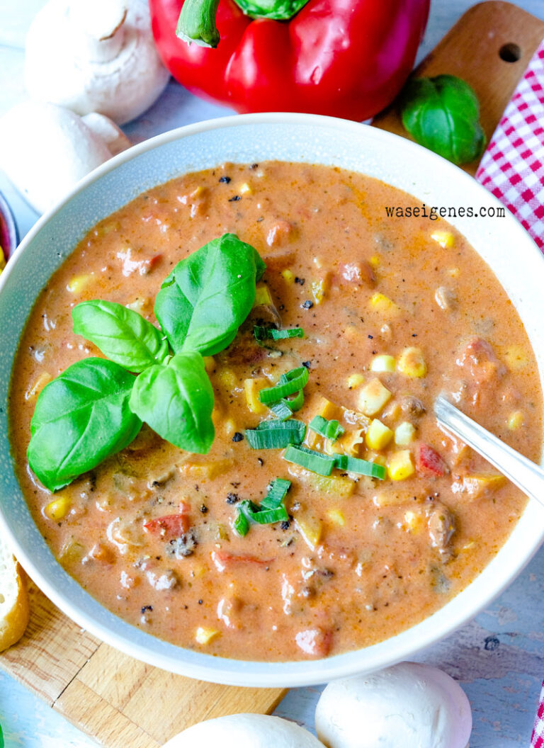Pizzasuppe Rezept - schnelle und einfache Partysuppe