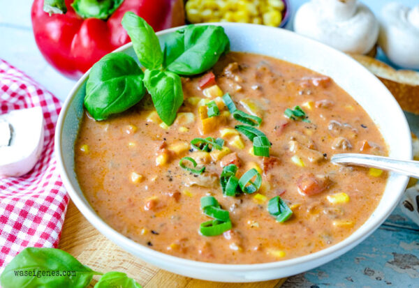 Pizzasuppe Rezept - schnelle und einfache Partysuppe