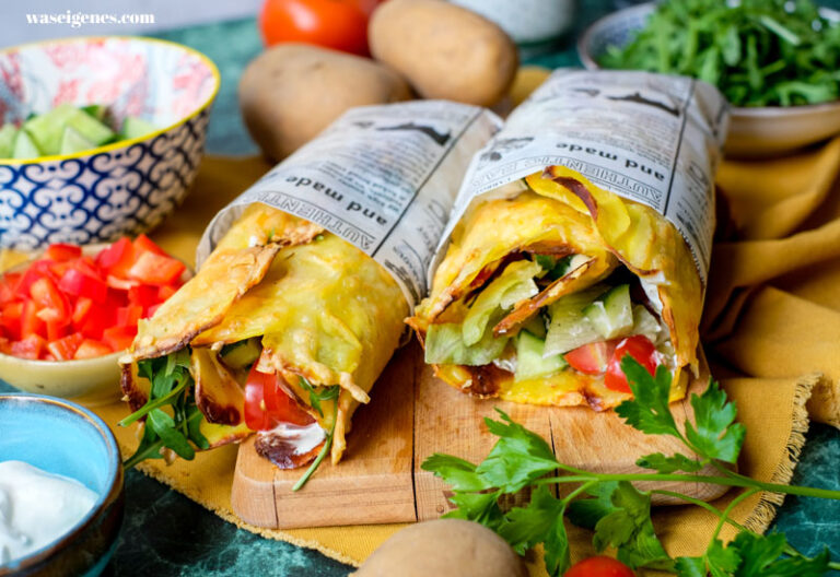 Kartoffel Wrap mit Rucola, Crème fraîche, Tomaten & Salatgurke