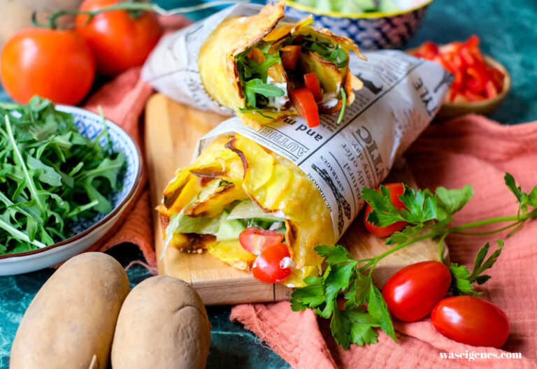 Kartoffel Wrap mit Rucola, Crème fraîche, Tomaten & Salatgurke